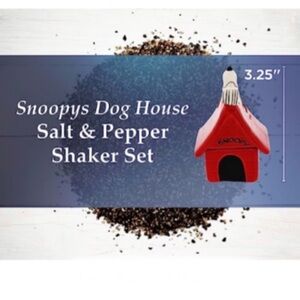 Peanuts | Dining | Peanuts Snoopy Kitchen Set Salt Pepper With Spoon ...